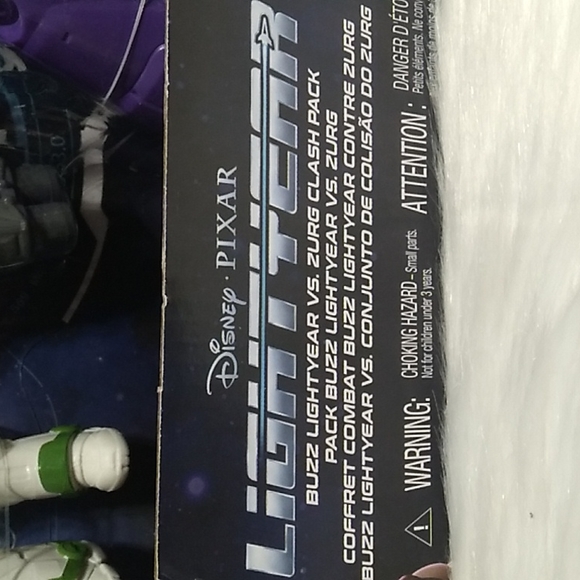 Disney | Toys | Nwt Disney Pixar 222 Buzz Lightyear Vs Zurg Coffret ...